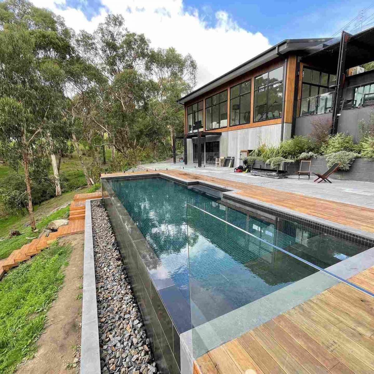 Best 3 tips and 3 solutions for sloping block pool designs | Blue Pools ...